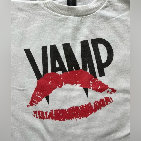 T-Shirt Cemetery | Shirts | Vamp Horror Retro 8s White Unisex Tshirt ...